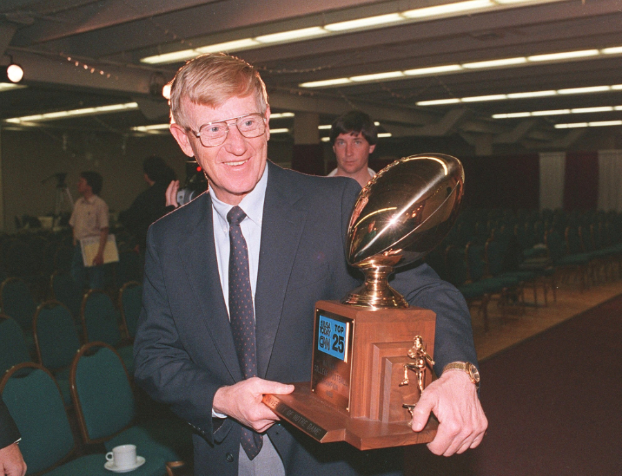 Former Notre Dame coach Lou Holtz, 89, died | News, Sports, Jobs - The ...